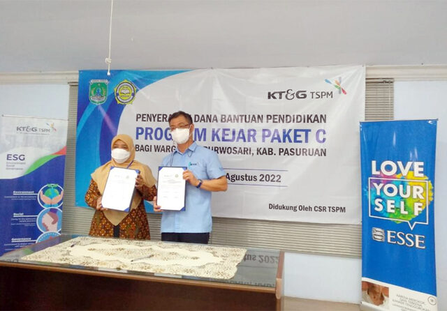 KT&G TSPM Beri Bantuan Dana Pendidikan Kejar Paket C Warga Purwosari
